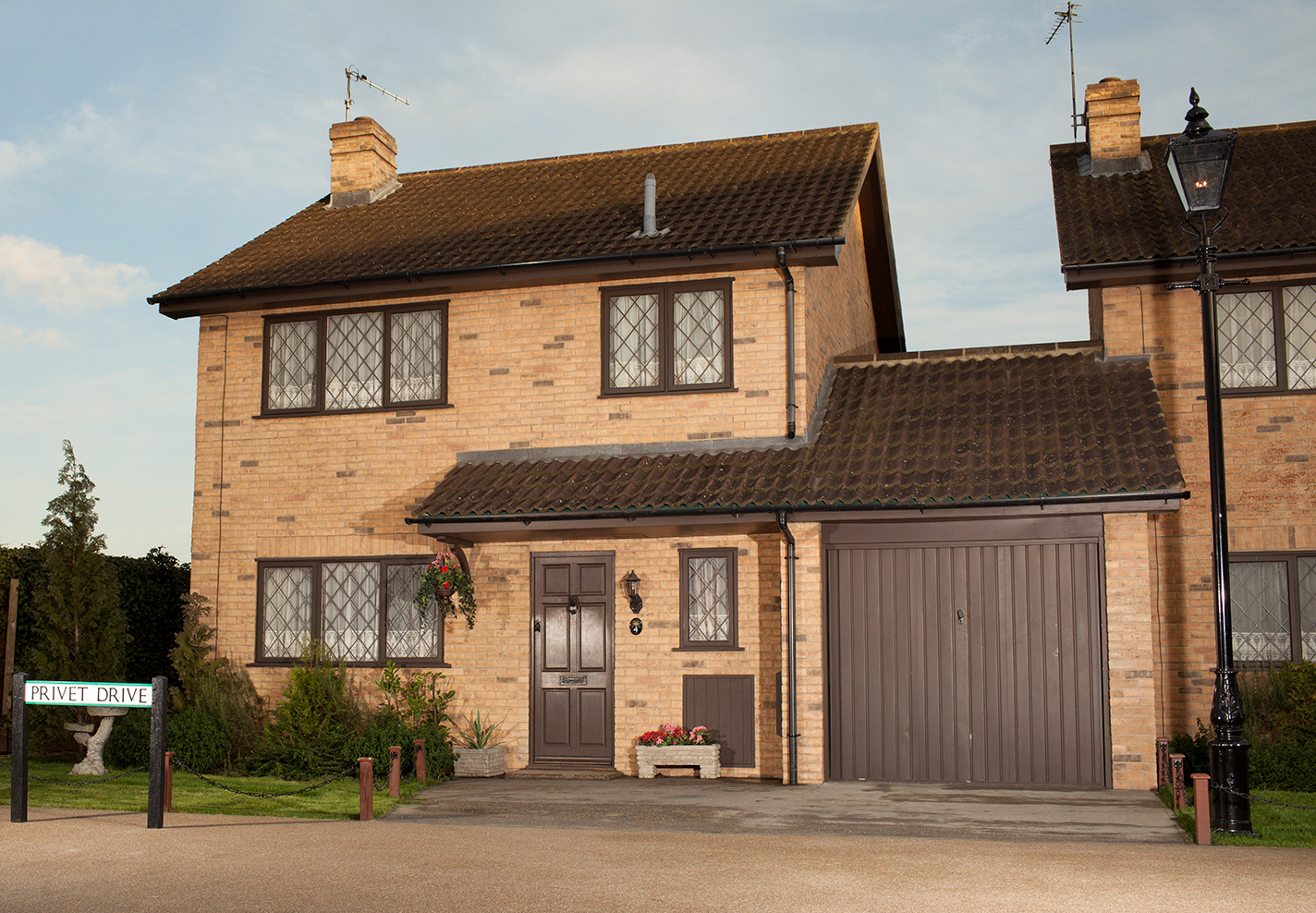 LEAK: HBO’s Harry Potter Series First Set Photos Reveal Privet Drive